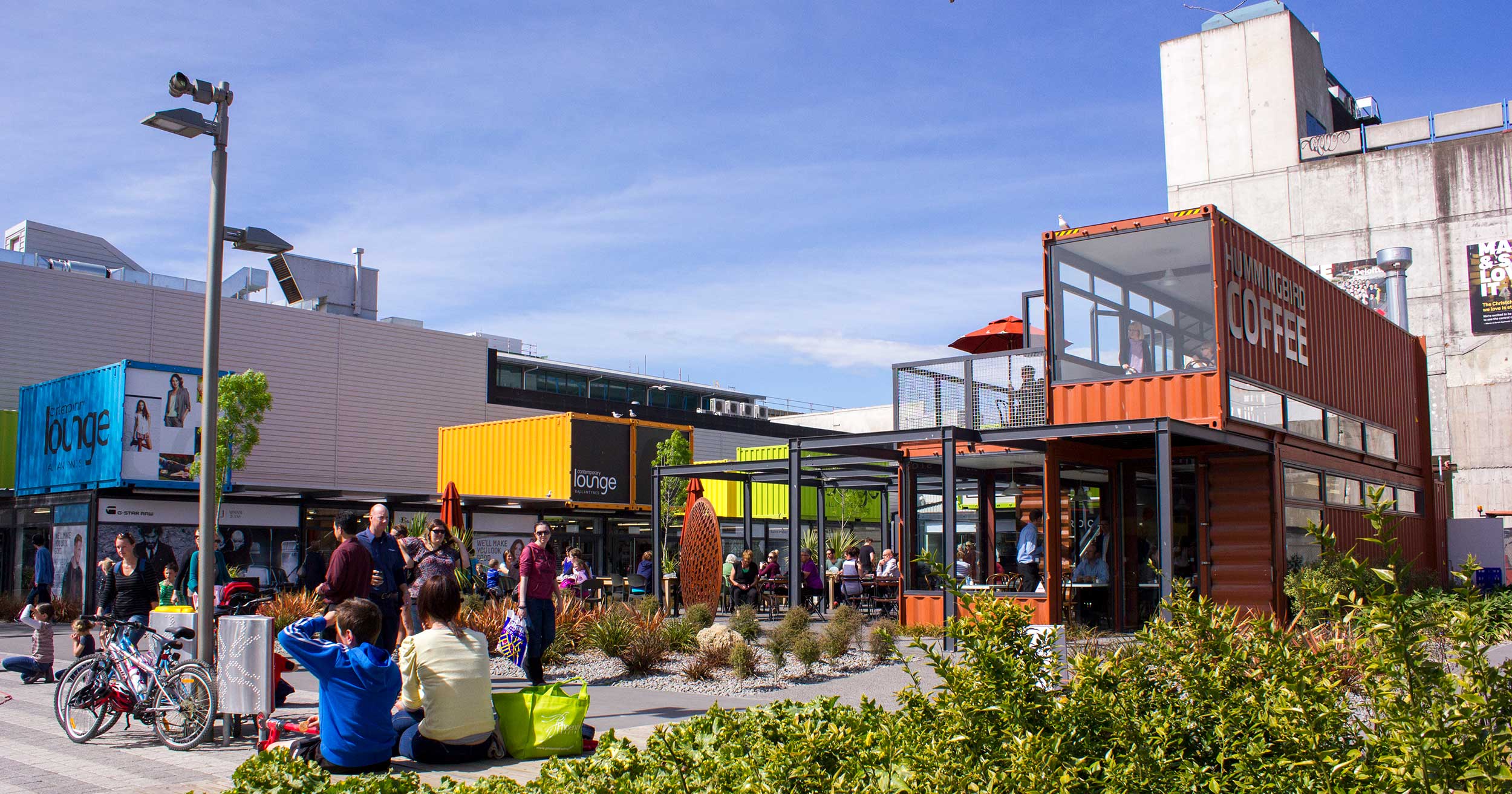 Backpacker Bus Christchurch - Re:Start Mall - Backpacker Bus New Zealand